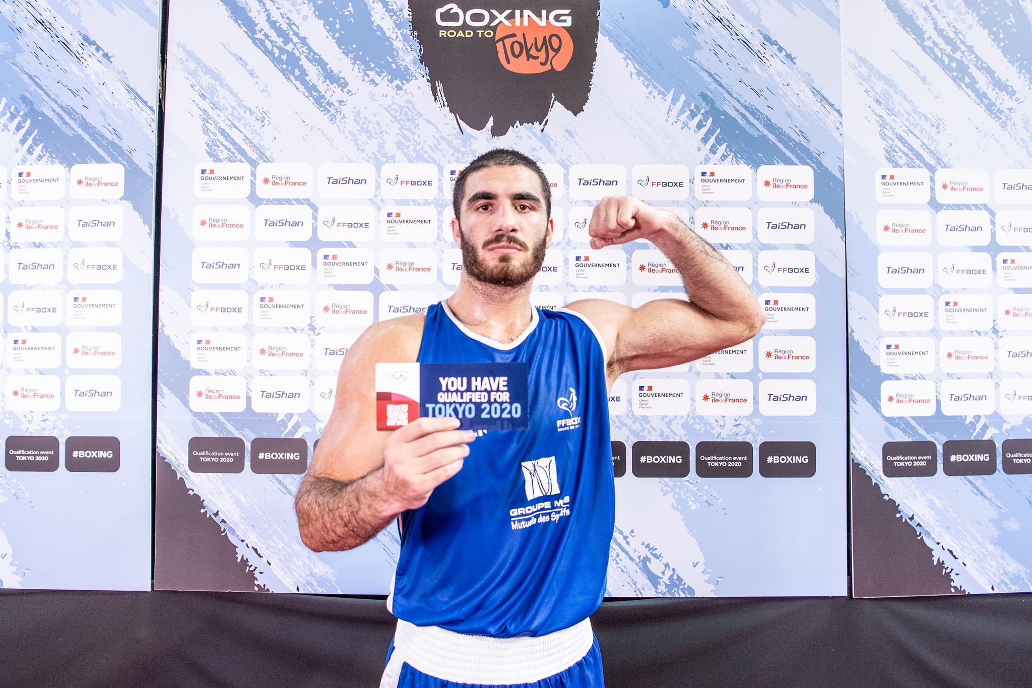 Mourad Aliev à Tokyo boxe pour ses premiers Jeux Olympiques